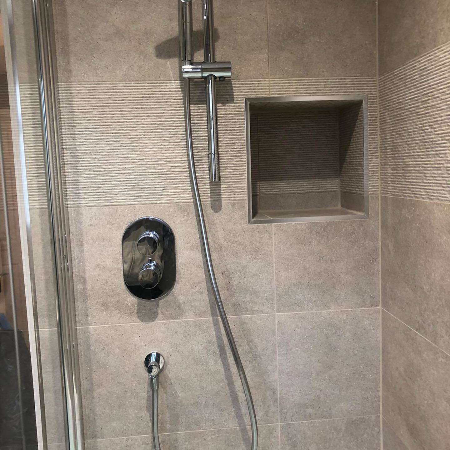 Lombard Caramel Decor Tile – Tileflair